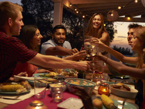 The Secret To A Great Dinner Party With Friends | EverydayResources.com